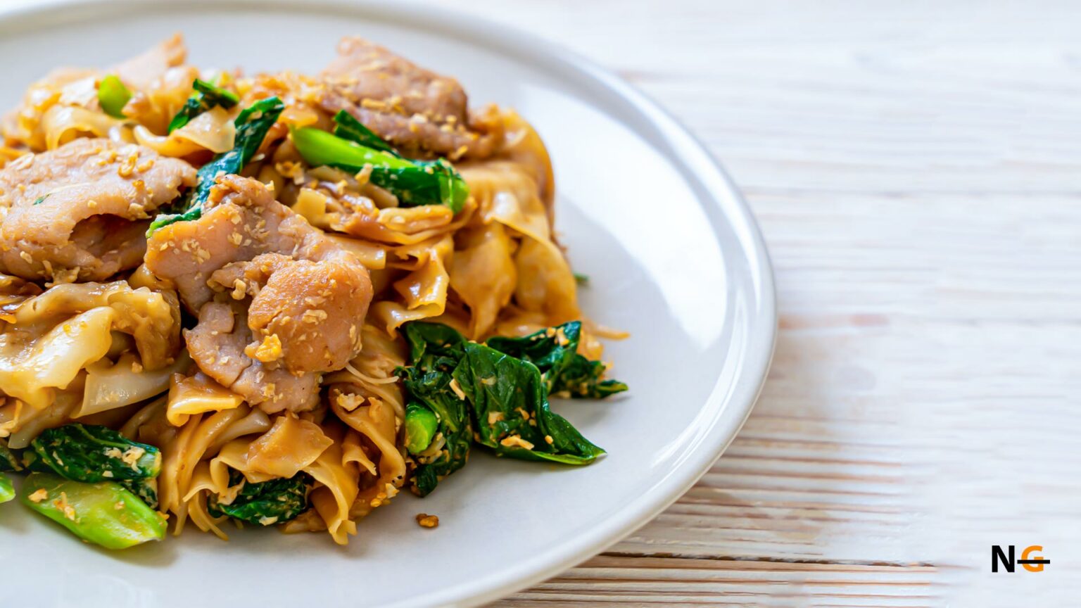 Is Pad See Ew Gluten Free? We Have The Truth - Nothing Gluten